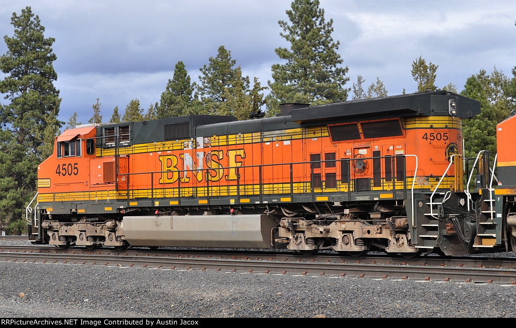 BNSF 4505